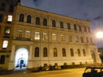 7-я гимназия (Kirillovskaya Street No:11), turistik yerler  Saint‑Petersburg'dan