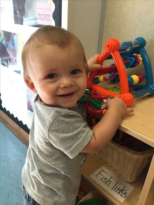 Ortaokul Macedonia KinderCare, Makedonya, foto