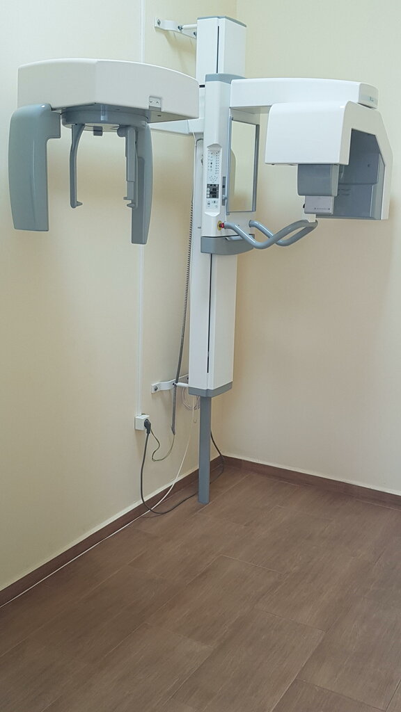 Özel ağız ve diş sağlığı klinikleri ve muayenehaneleri Clinica NewDental, Endülüs, foto