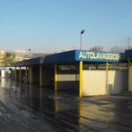 Targeste Lavaggi (Via Antonio Pigafetta No:2, Trieste), oto yıkama  Trieste'den