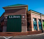 L. L. Bean (United States, Lyndhurst, 25225 Cedar Rd), giyim mağazası  Ohio Eyaleti'nden