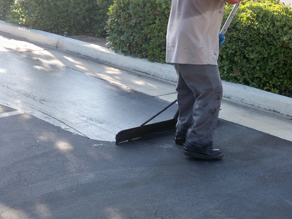 Beton ve beton ürünleri üreticileri Empire Parking Lot Services, Orange, foto