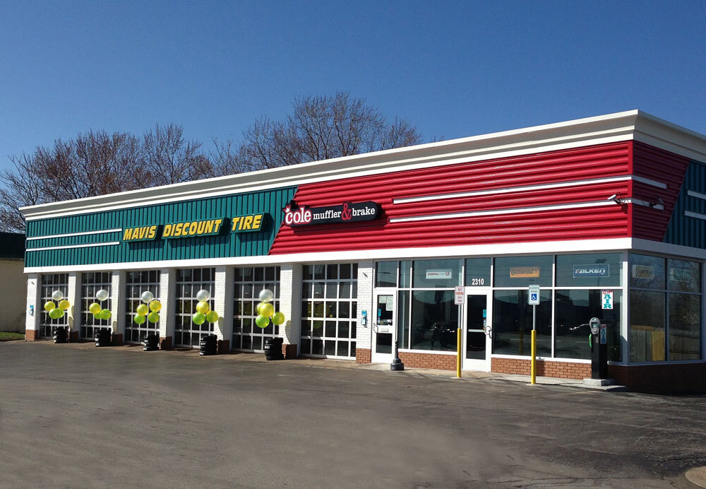 Otomobil ekspertizi Mavis Discount Tire, New York Eyaleti, foto