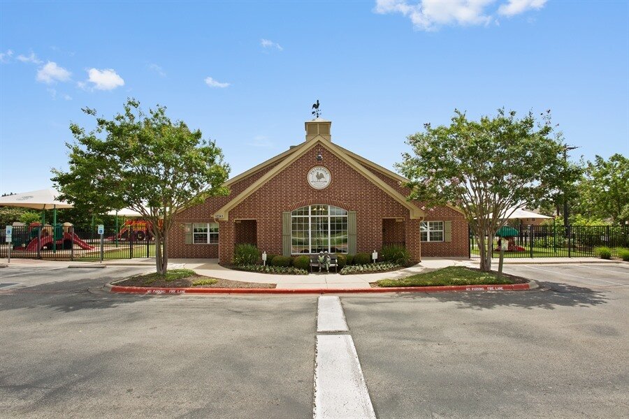 Ortaokul Primrose School of Shady Hollow, Texas, foto