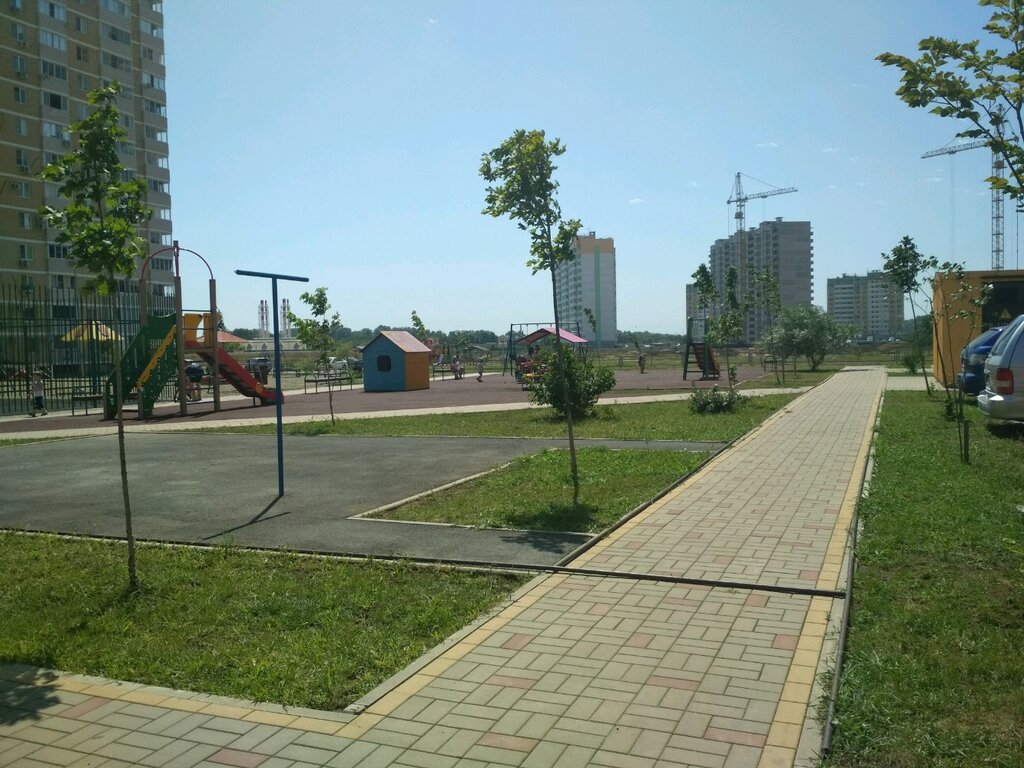 Oyun alanı Playground, Krasnodar, foto