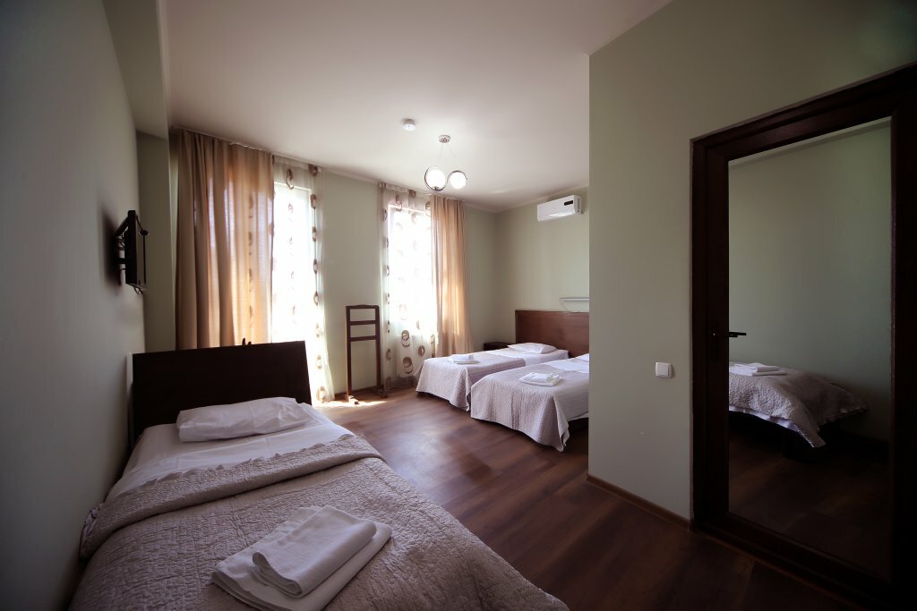 Otel Kutaisi Globus Mini-Hotel, Kutaisi, foto