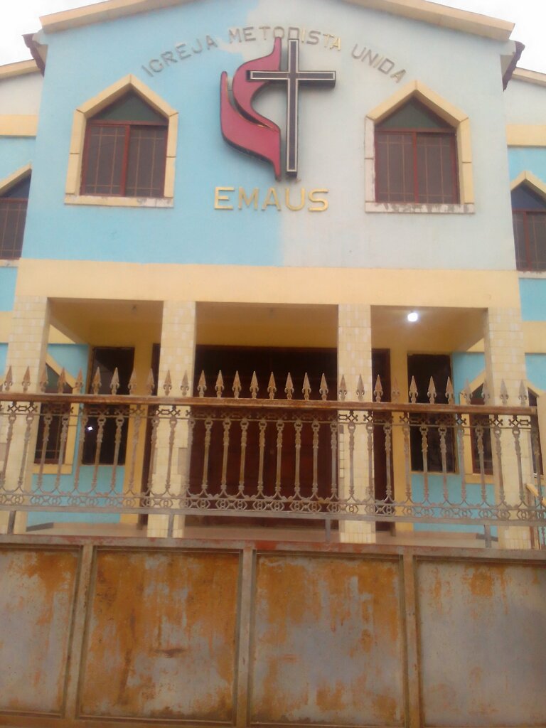 Protestan kilisesi Igreja Metódista Unida de Emaús, Loanda, foto