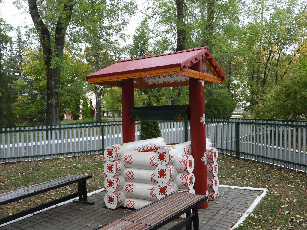 Dekorasyon ve süsleme, onur panosu Колодец счастья, Saransk, foto