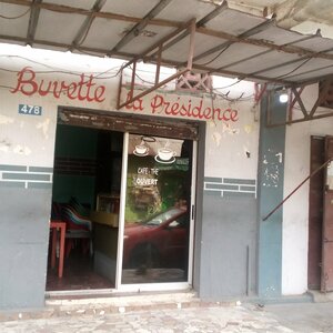 La Presidence Bar (Avenue 14 No:479, Treichville), kafe  Abican'dan