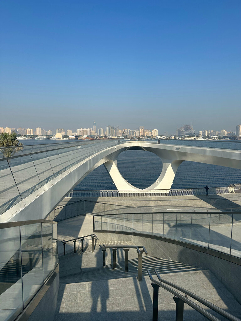 Turistik yerler Lookout Bridge, Dubai, foto
