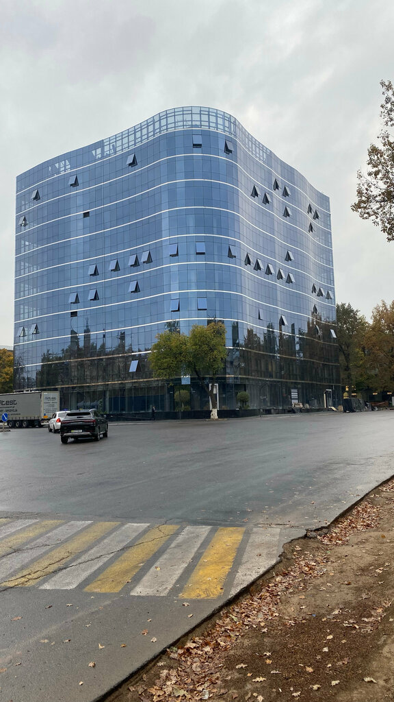 Üniversiteler International Digital University, Taşkent, foto