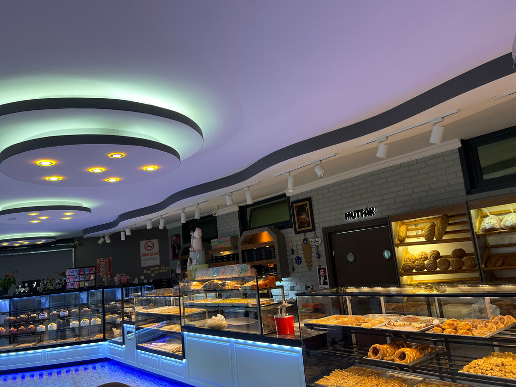 Kafe Cadde Pasta & Cafe, Edremit, foto