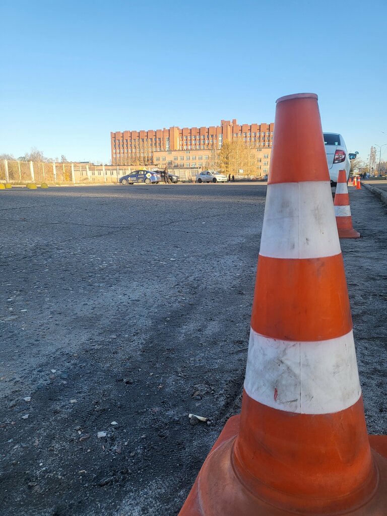 Ehliyet sınav alanı Автодром, Yaroslavl, foto