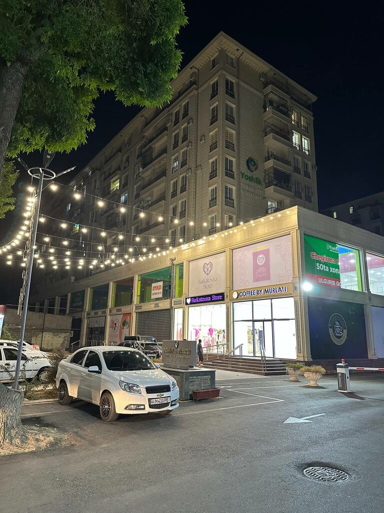 Giyim mağazası Furkatovna Store, Taşkent, foto