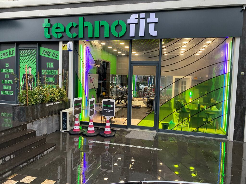 Fitness kulüpleri TechnoFit, İstanbul, foto