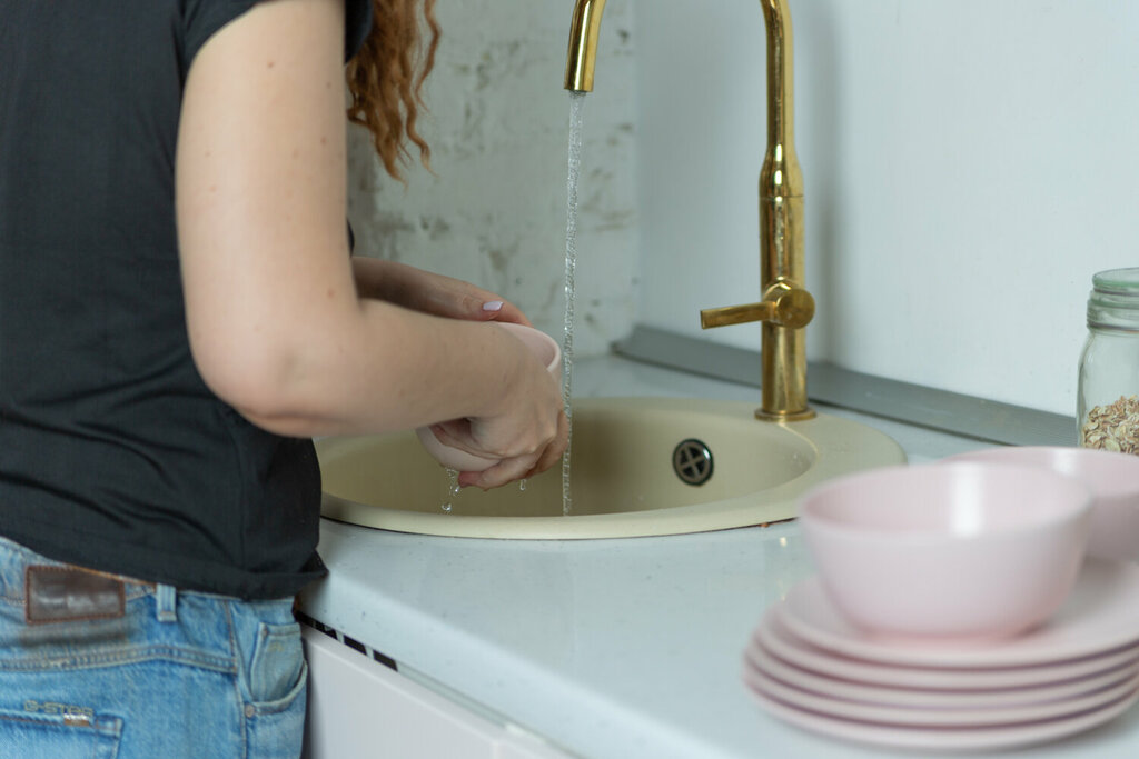 Sosyal yardım kuruluşları Центр социального обслуживания, İstra, foto