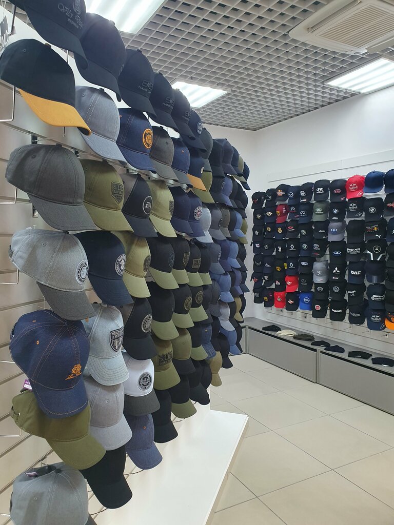 Şapka satan mağazalar Beretto, Izhevsk, foto