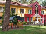 Детский реабилитационно-оздоровительный центр Колос (Bresckaja voblasć, Kobrynski rajon, Hidrynski Rural Council, 22к6), sağlık merkezleri  Brestskaya oblastından