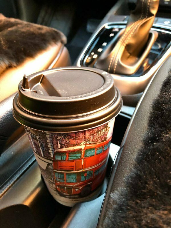 Al götür kahve Mr. Brown, Stavropolski krayı, foto