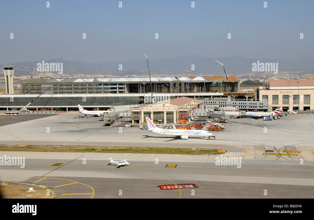 Tren istasyonu Terminal Carga, Endülüs, foto