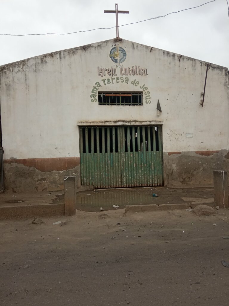 Katolik kiliseleri Santa Teresa, Loanda, foto