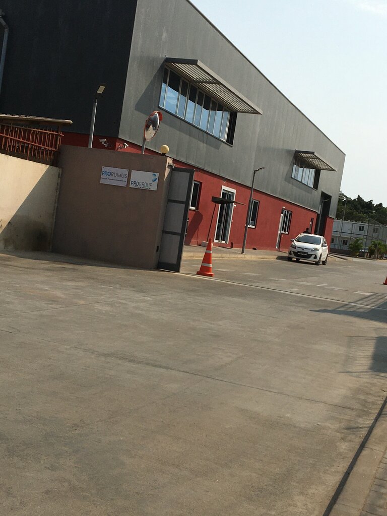 Eğitim merkezleri Prorumus, Loanda, foto