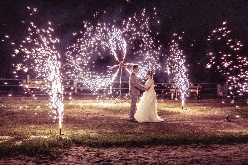 Havai fişek firmaları Salyt73, Ulyanovsk, foto