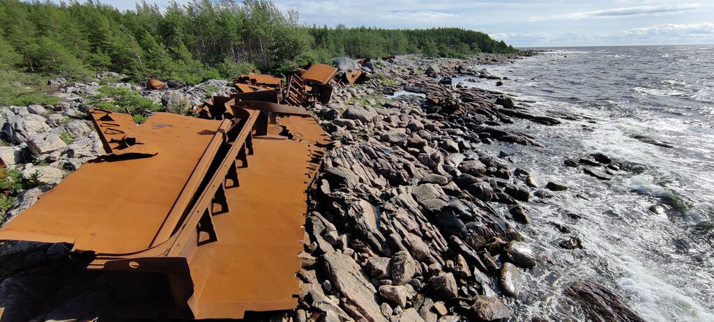 Turistik yerler Остов погибшего рыбацкого сейнера, Saint‑Petersburg ve Leningradskaya oblastı, foto