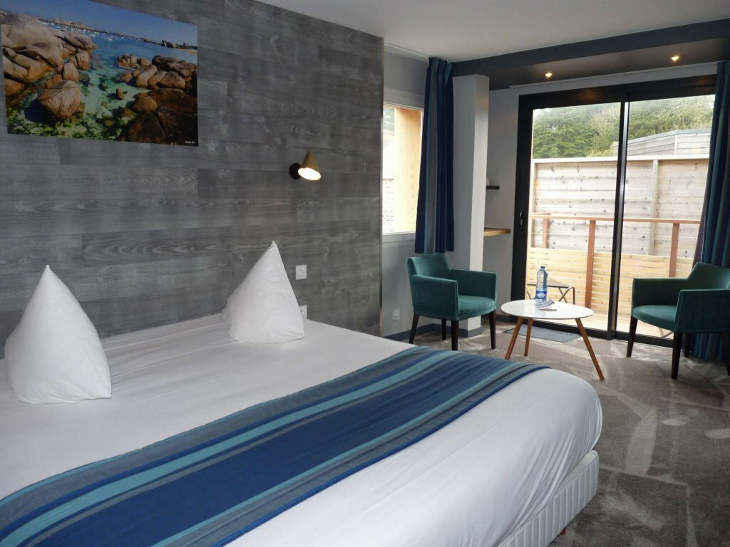 Otel Hotel des Rochers, , foto