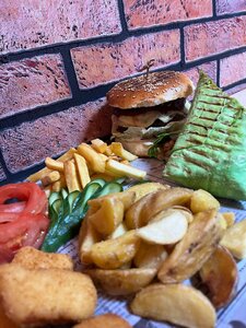 Хмель и бургер (Lenina Street No:15), fast food  Zareçny'den