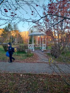 Gazebo (Kemerovo, skver Novorozhdyonnykh), çardak  Kemerovo'dan