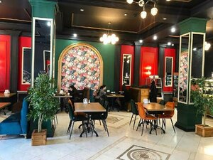 Kinza (Stavropolskaya ulitsa No:33, Cherkessk), kafe  Cherkessk'ten