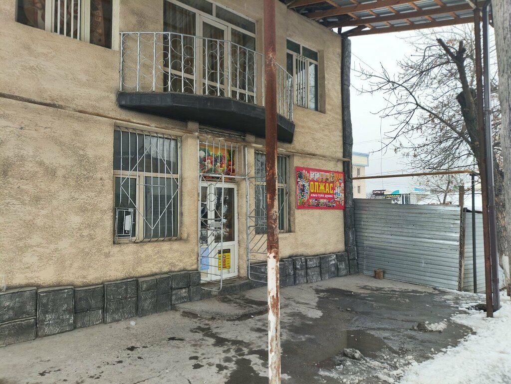 Market Olzhas, Çimkent (Şımkent), foto