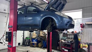 Autocomplex1 (ulitsa Mayora Zharinova No:22, gorodskoy posyolok Mga), otomobil servisi  Saint‑Petersburg ve Leningradskaya oblastından