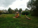 Playground (ulitsa Ryabikova No:11), oyun alanı  Rodniki'den