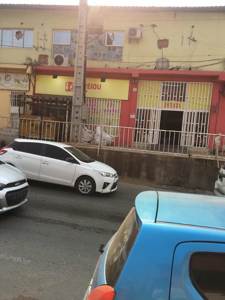 Süpermarket Arreiou Patriota, Loanda, foto
