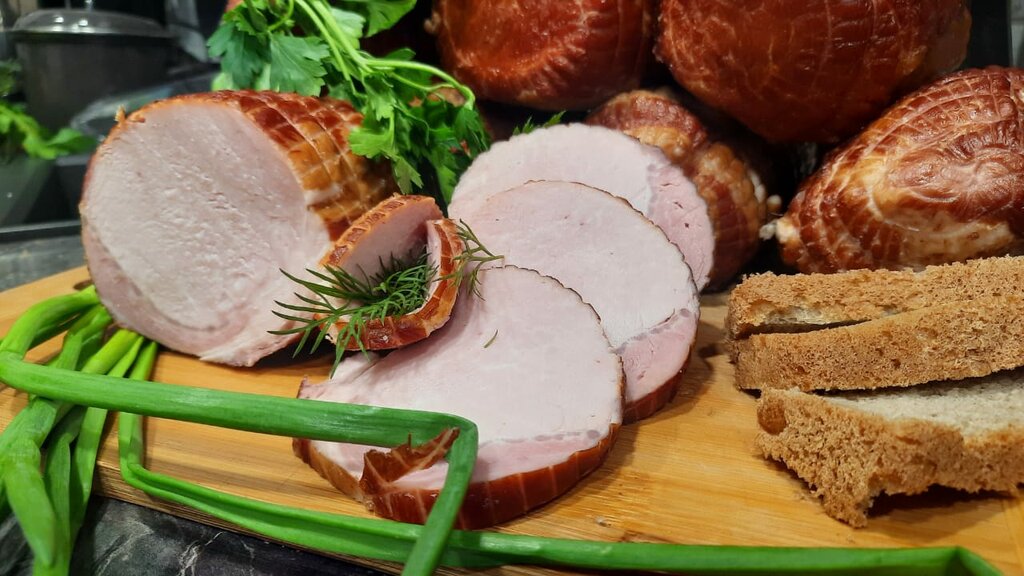 Kasap, şarküteri KiKTula, Tulskaya oblastı, foto