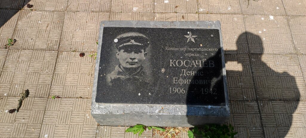 Anıt, heykel Погибшим односельчанам и освободителям Межево, Vitebskaya oblastı, foto