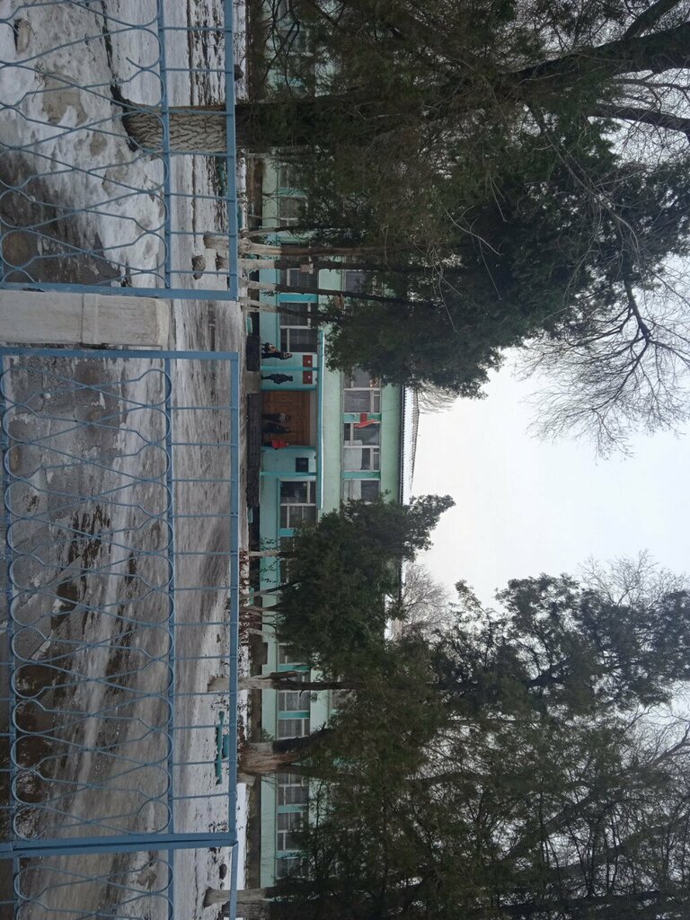 Ortaokul Secondary School No. 3 Named After. Erlana Tursunbaeva, Karabalta, foto