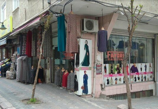 Giyim mağazası Favori Elbise, İstanbul, foto