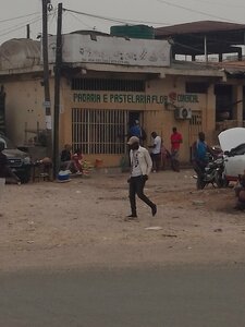 Padaria e pastelaria (Luanda, Travessa 9), ekmek fırını  Loanda'dan