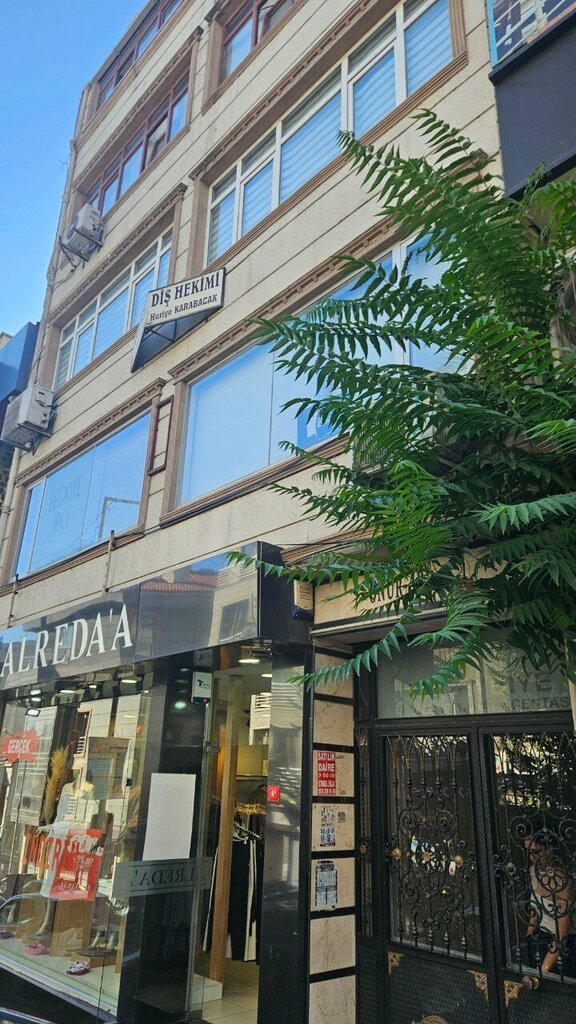 Diş sağlığı poliklinikleri Diş Hekimi Huriye Karabacak, İstanbul, foto