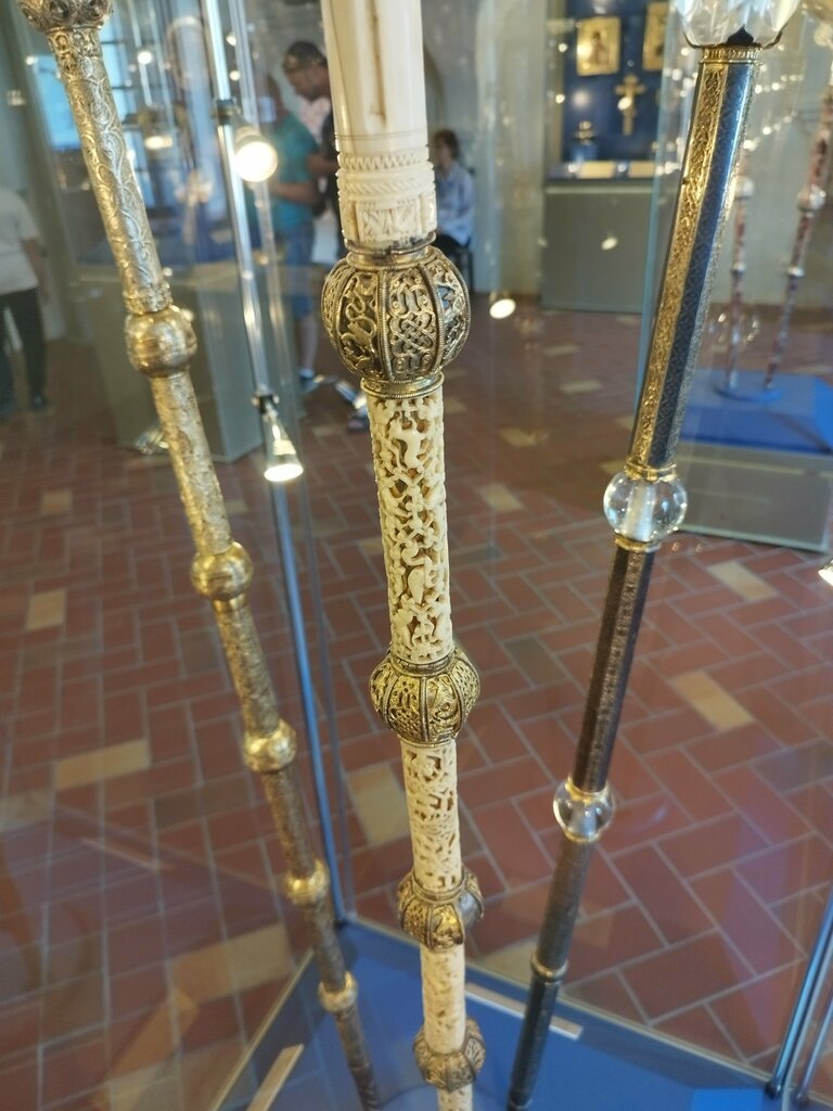 Alışveriş merkezleri Univermag, Novgorodskaya oblastı, foto