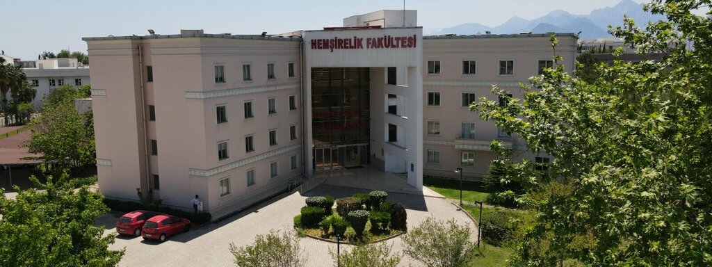 Üniversiteler Akdeniz Üniversitesi Hemşirelik Fakültesi, Antalya, foto