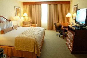 Hilton Orlando/Altamonte Springs (United States, Altamonte Springs, 350 Northlake Blvd), otel  Altamonte Springs'ten