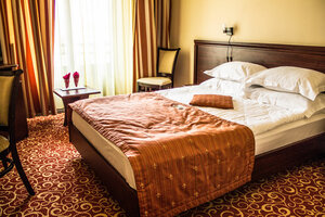 Central Hotel (Prahova, Ploiești, Bulevardul Republicii), otel  Ploieşti'den