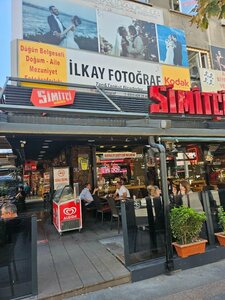 Simitçi Dünyası (Meşrutiyet Cad. No: 6 / C Kızılay Çankaya / Ankara), fast food  Ankara'dan