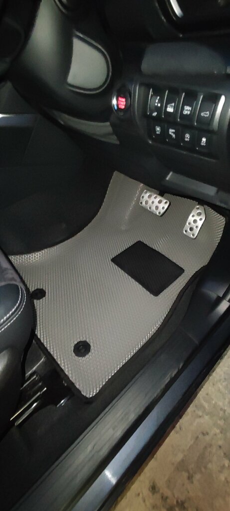 Oto aksesuarları Eva коврики, Novosibirsk, foto