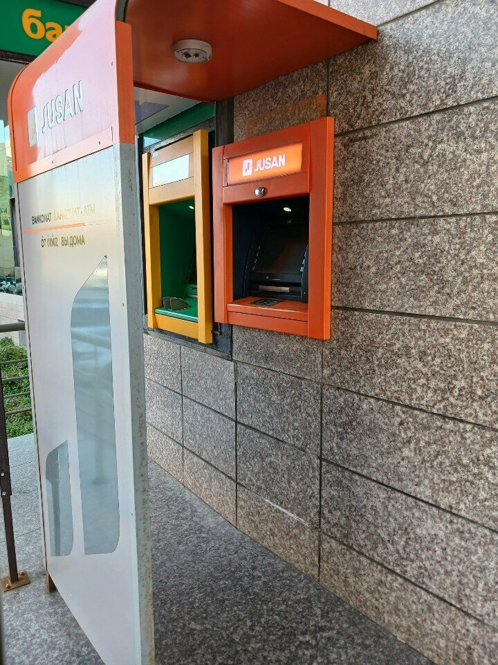 ATM'ler Alatau City Bank, Pavlodar, foto