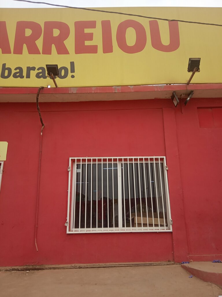Süpermarket Arreiou Piaget, Loanda, foto
